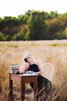 Laura Nielson: The Real Farm Girl. | 605 Magazine