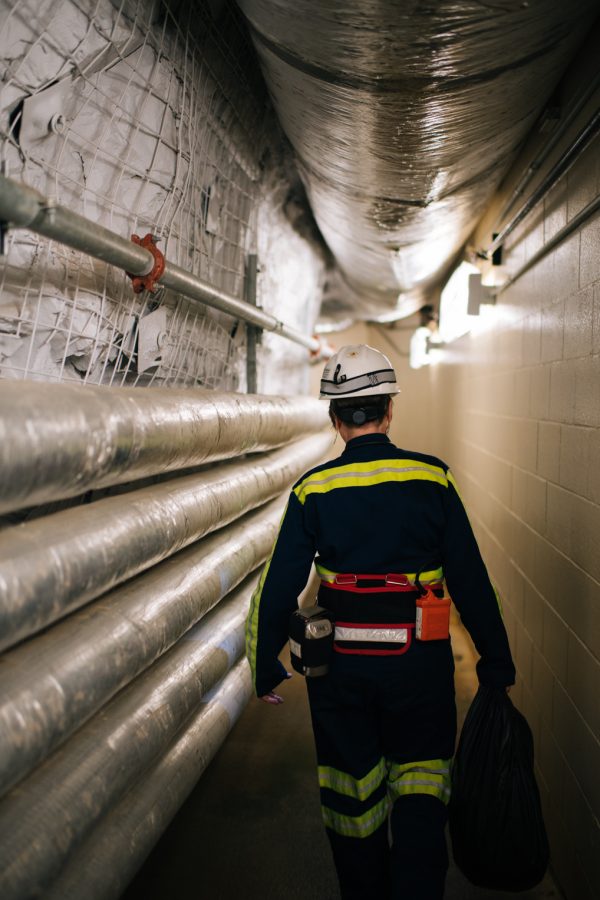 Working Underground: A Look at the Sanford Underground Research ...