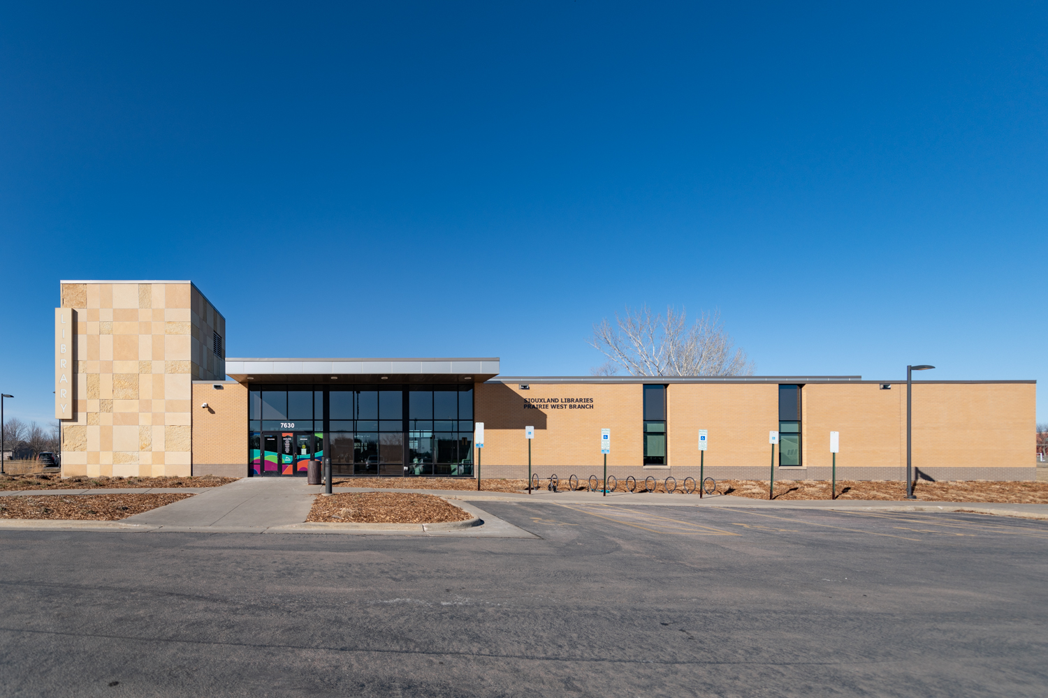 605 Stops By // Siouxland Libraries