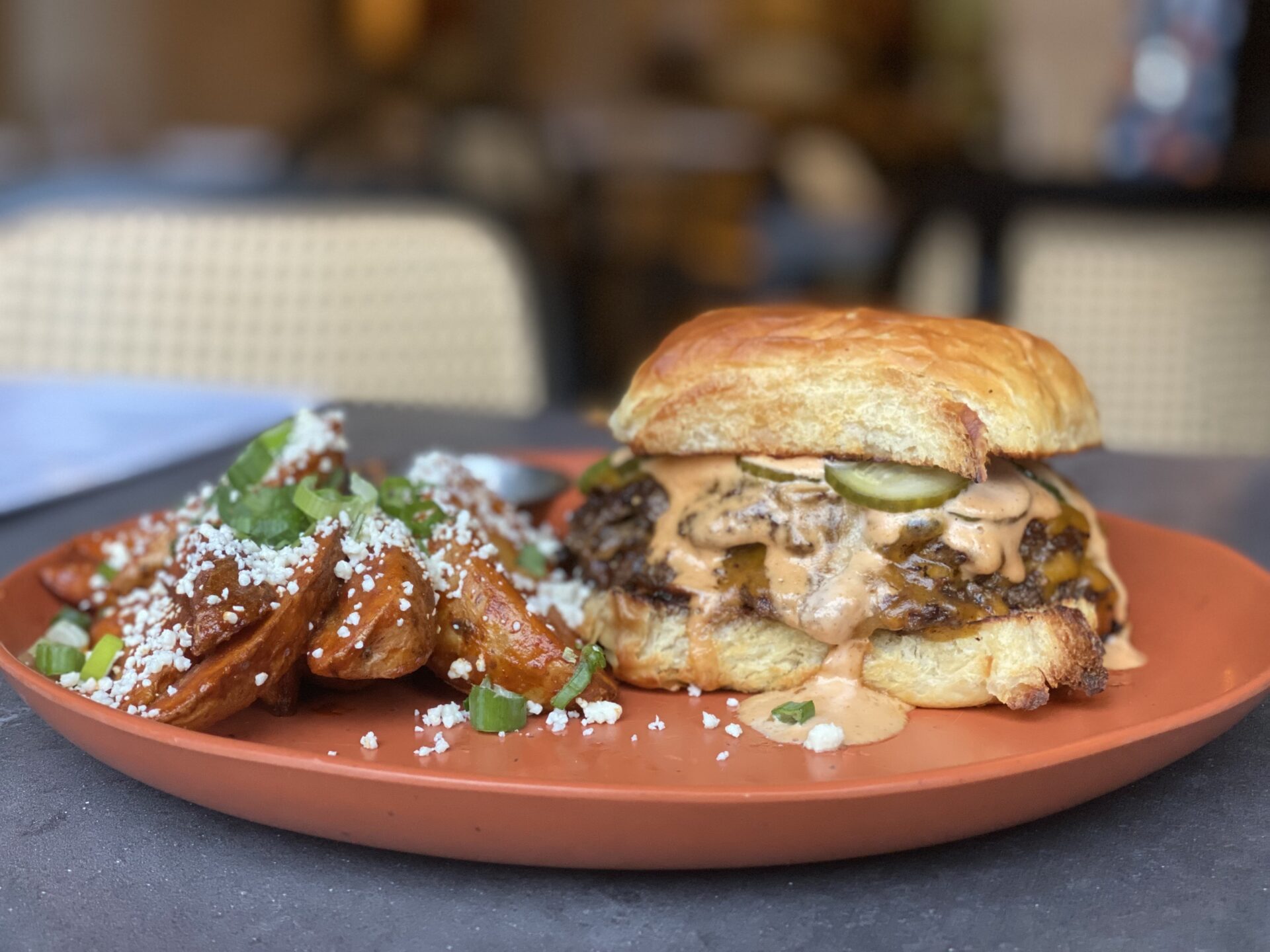 Battle of the Burgers // Downtown Sioux Falls Burger Battle | 605 Magazine